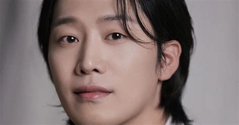백설공주에게 이가섭 1인 2역 안 하면 못 배기겠다는 생각 [인터뷰 스포]