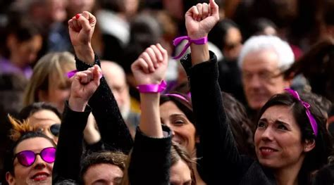 Qué fue de la cuarta ola del feminismo Público