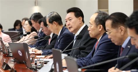 킬러문항 겨냥한 尹 애들 갖고 장난쳐일타강사들 반발 무색