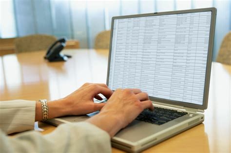 Jak vytvořit šablony tabulek v aplikaci Excel 2025