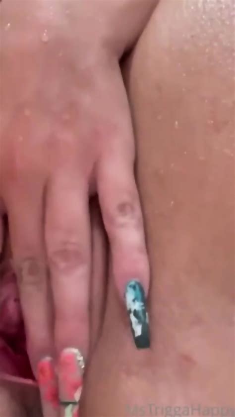 White Girl Throwin Dat Shi Eporner