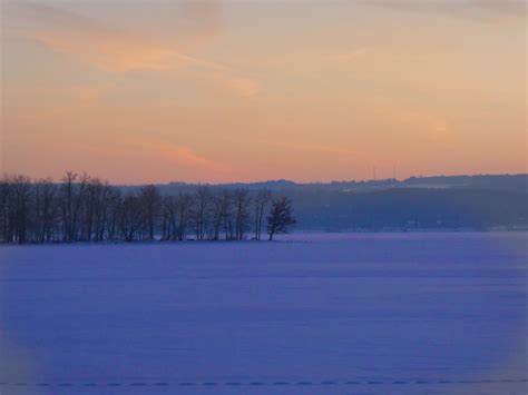 EARLY RISING ON CHAUTAUQUA LAKE: A Sunny Morning Freeze