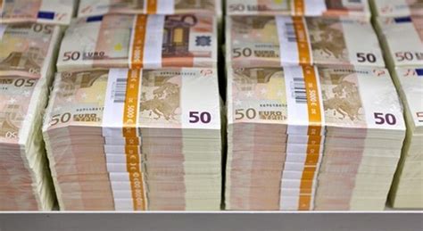 La Zia Muore E Lascia Un Milione Di Euro 2 Testamenti Eredi In Guerra