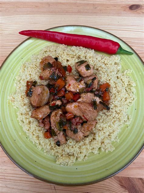Cuscus Cu Pui Si Legume Gustos Savuros Jurnalul Bunicii