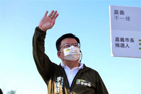 黃敏惠成立勇媽幼教後援會 李俊俋路口拜票 地方 中央社 Cna