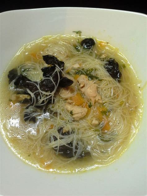 SOUPE CHINOISE AU POULET Cuisine Algérienne