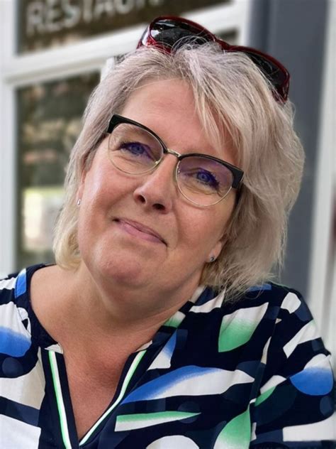 Birgit Hamann Arbeitet Seit 25 Jahren Bei Der Merkur Group Merkur Group