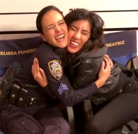 Pin By Books N Glitter 103163 On Memes Amy Santiago Brooklyn Nine