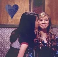 Icarly Carly And Sam Kiss
