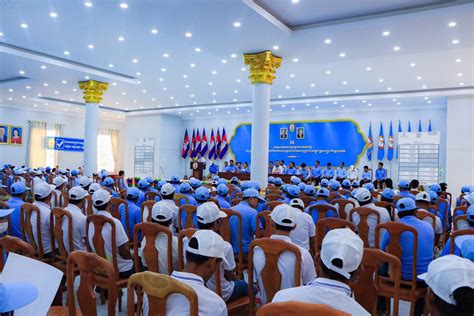 ឯកឧត្ដម ហេង សុខណាង សមាជិកគណ កម្មាធិការកណ្តាល