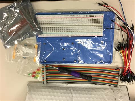 Купить Корпус Na Sunfounder Raspberry Pi Rab Holder Breadboard Kit