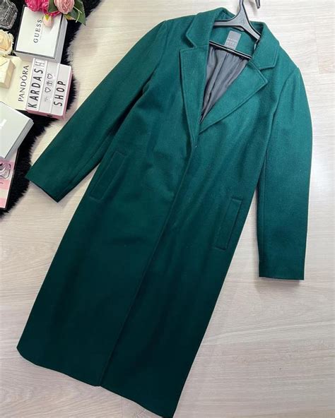 Пальто — ціна 700 грн у каталозі Пальто Купити жіночі речі за доступною ціною на Шафі Україна