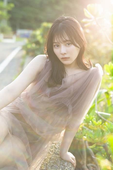 齊藤なぎさ1st写真集『なぎさ』 （ポストカード付き）齊藤なぎさ 本・コミック ： オンライン書店e Hon