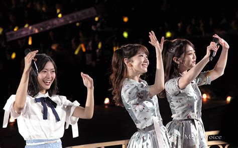 指原莉乃、卒コンに北原里英 1年ぶりステージで「歌が上手くなった」：【音楽】