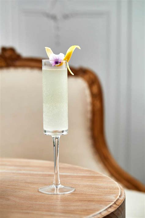 18款「妹酒」經典調酒！「mimosa」酸甜沒酒感、「綠色蚱蜢」就像吃薄荷巧克力妹酒、經典調酒、妹子酒、酸甜酒、國際調酒師協會官方雞尾酒列表