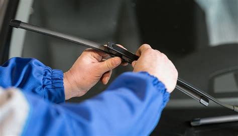 How To Replace Windshield Wiper Blades - News Time World