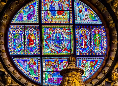 Iglesia De Cristal Siena Italy De La Catedral De Mary Saints Rose