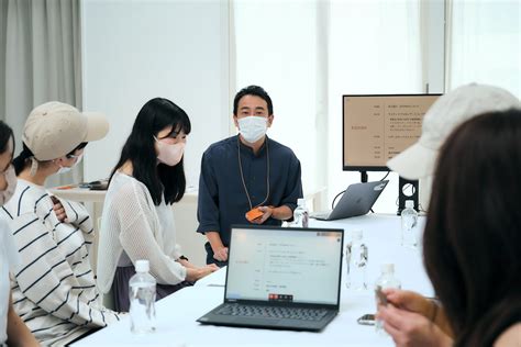 サステナブルなレザーの魅力とはネックストラップ作りをハナコラボが体験 Hanako Web