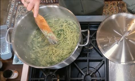 Pesto Pasta Recipe Rachael Ray