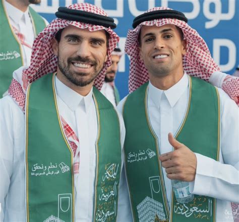 احتفالاً باليوم الوطني نجوم الساحرة المستديرة يتألقون بالزي السعودي