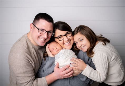 About Glitter And Grace Photography