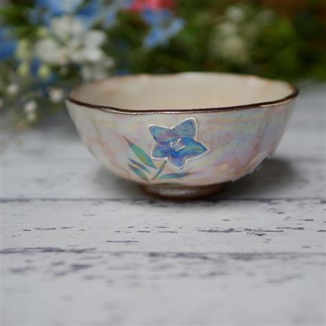 京焼・清水焼 ご飯茶碗（小）桔梗・イッチン・ラスター 茶碗・めし碗 Shun 通販｜creemaクリーマ 11679826