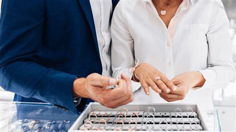 The Ultimate Engagement Ring Buying Guide Allurez Allurez Jewelry Blog