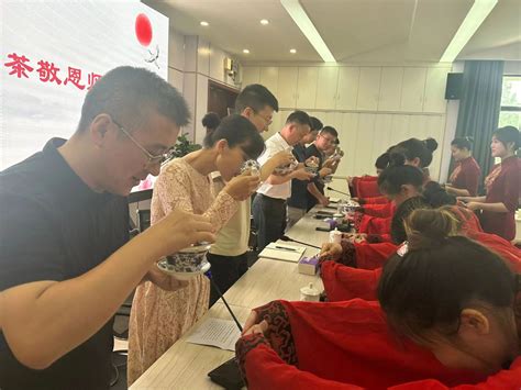 财经管理学院举行“行远自迩，笃行不怠”2024届学生毕业典礼 重庆电子科技职业大学财经管理学院