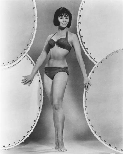 Yvonne Craigs Feet