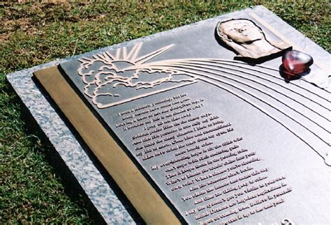 Lisa Left Eye Lopes Gravesite