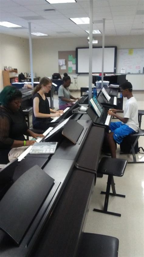 Keys Classroom Photos Strings And Keys