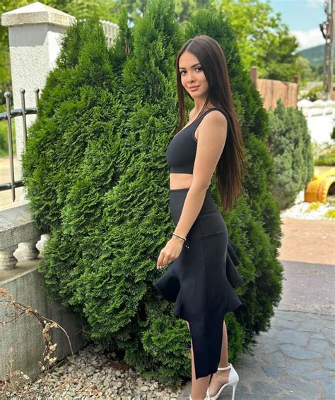 Deni Mariș Fotomodel Rroboners