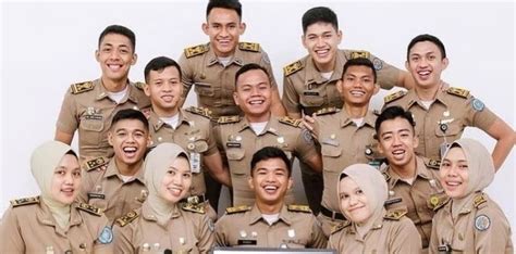 Inilah Daftar Sekolah Kedinasan Di Indonesia Yang Paling Dicari