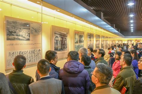 我院全体教工党员参观福建省纪念红军长征胜利80周年展览 党建动态 党建工作 福州工商学院