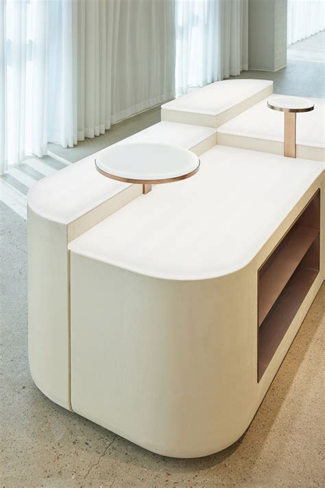 Myungin Cosmetics Showroom Furniture – 소브젝트