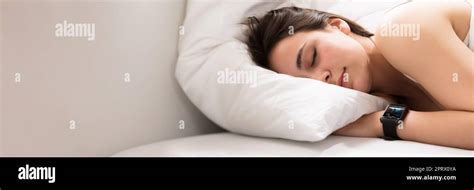 Hour Heart Monitoring Hi Res Stock Photography And OFF