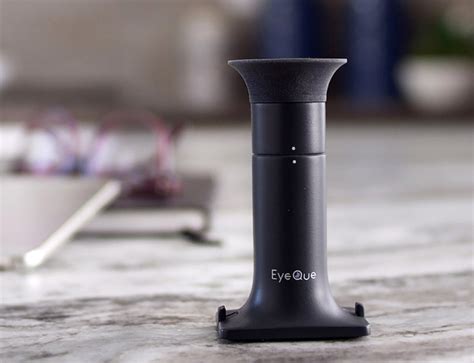 A Tiny Phone Mounted Kit That Lets You Test Your Eye Power From Your