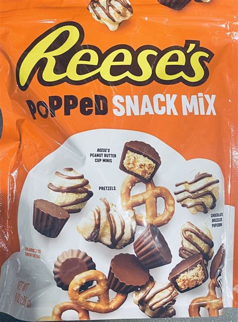 Reeses Popped Snack Mix Peanut Butter Cups Pretzels Popcorn 8 Oz Bag