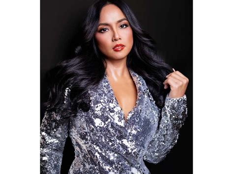 Rochelle Pangilinan Celebrates 42nd Birthday With Photoshoot And