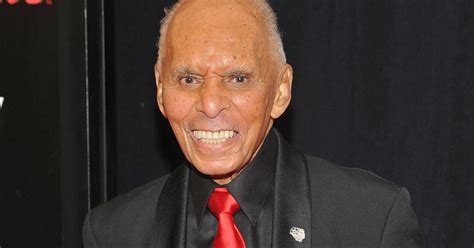 Roscoe Brown Decorated Tuskegee Airman Dead At 94 Cbs News