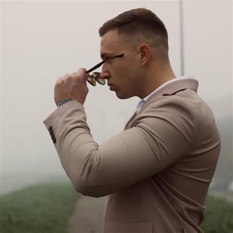 Matija Mitrović Smilemaker Drmitrovich • Threads Say More