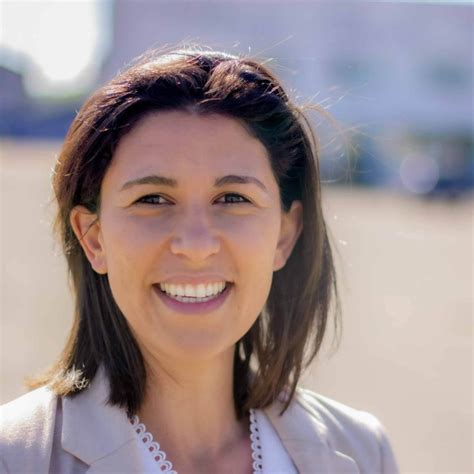 Marion Roulet Directrice Commerciale Adjointe Descas Pere Et Fils