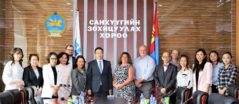 СЗХ ны дэд дарга Үндэсний реалторуудын холбооны төлөөлөлтэй уулзлаа