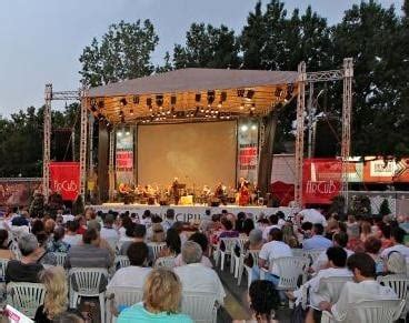Proiecții speciale și concert Puya în ultima zi a Alba Iulia Music Film Festival Vezi