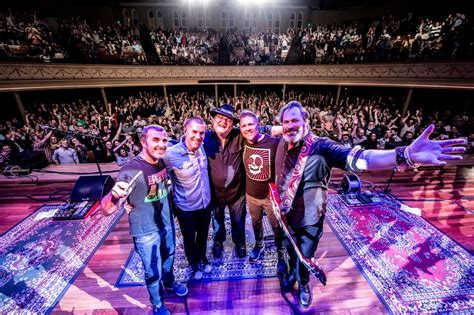 Blues Travelers John Popper Holds No Punches At Tennessee Theatre