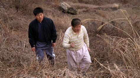 소구리 하우스 아버지와 훈형 양지쪽 묵밭에서