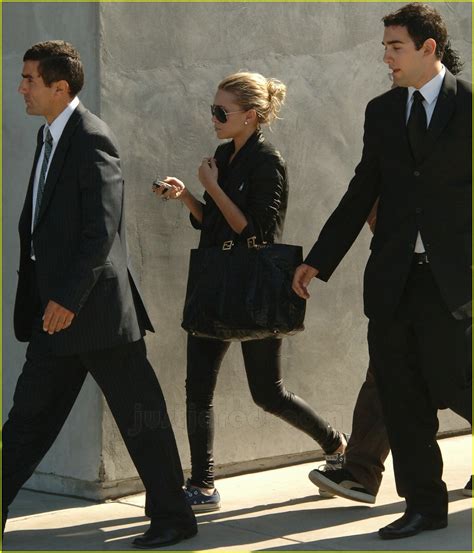 Mary Kate Olsen S Thong Slip Photo Ashley Olsen Mary Kate
