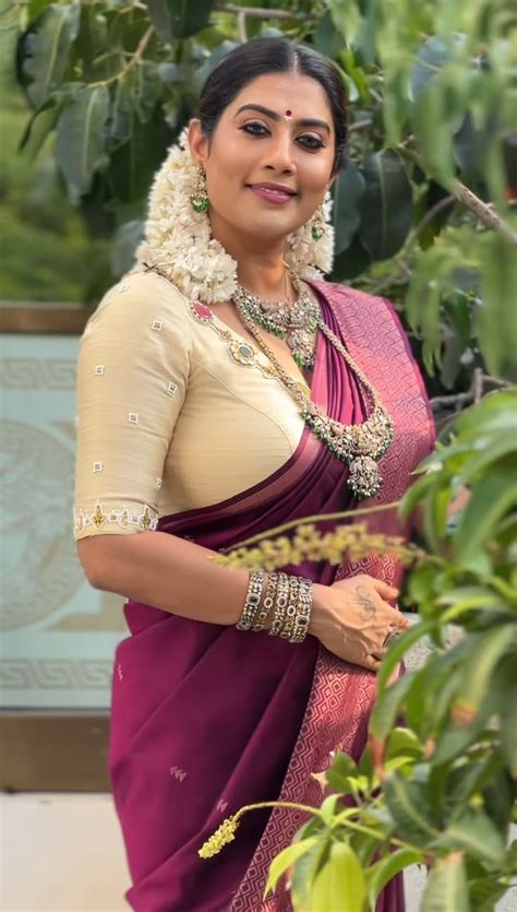 Anitha Mohan Beautiful Women Photography Beautiful Women Pictures