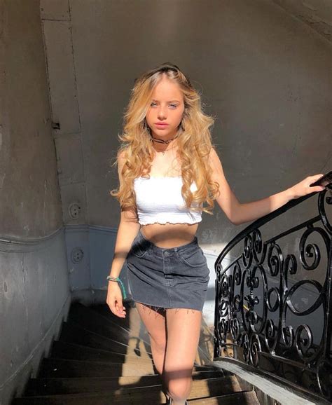 Kiara Amato 🦋 Paris Kiaraamt • Instagram Photos And Videos Femme