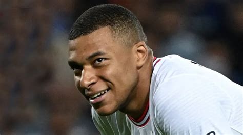 PSG Kylian Mbappé le hizo el feo a la millonaria oferta del Al Hilal